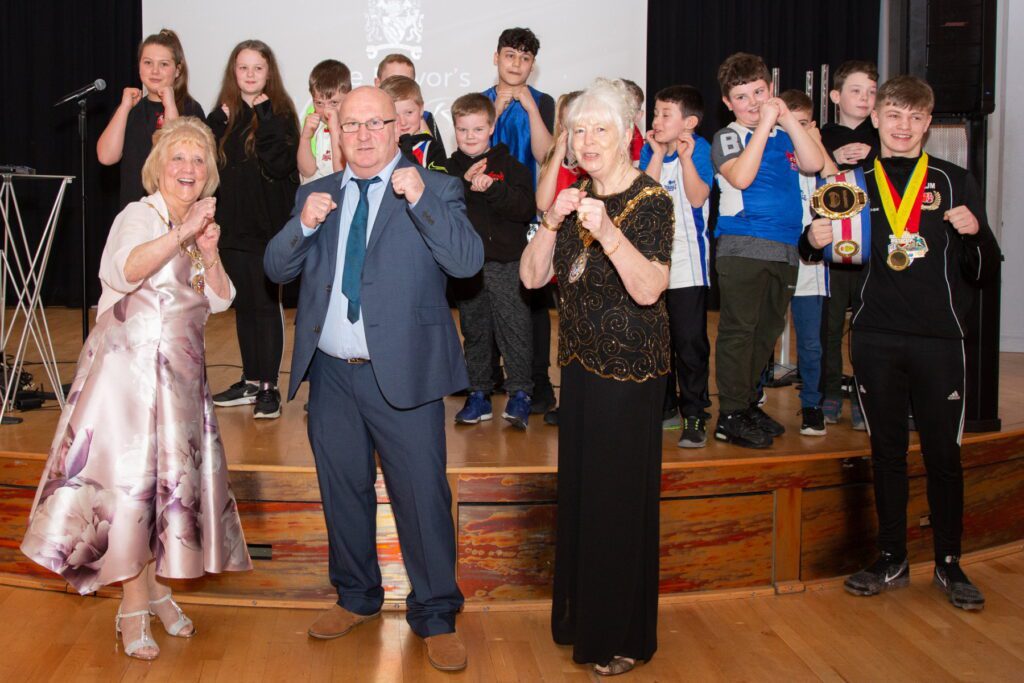 £4k for Local Amateur Boxing Club from Hyndburn Mayoral Charity ...